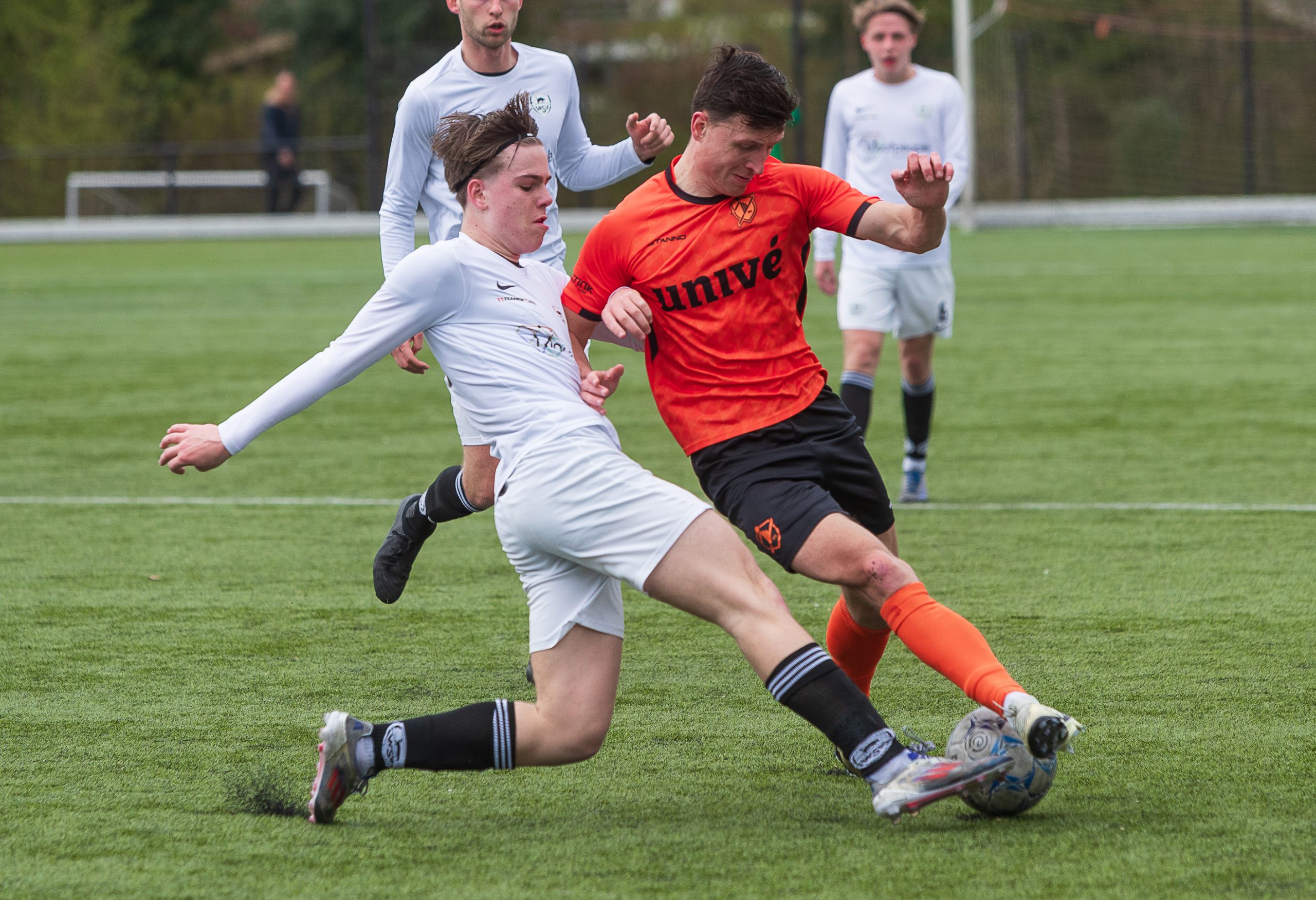 Voorwaarts boekt knappe overwinning op WSV Apeldoorn - Voetbal